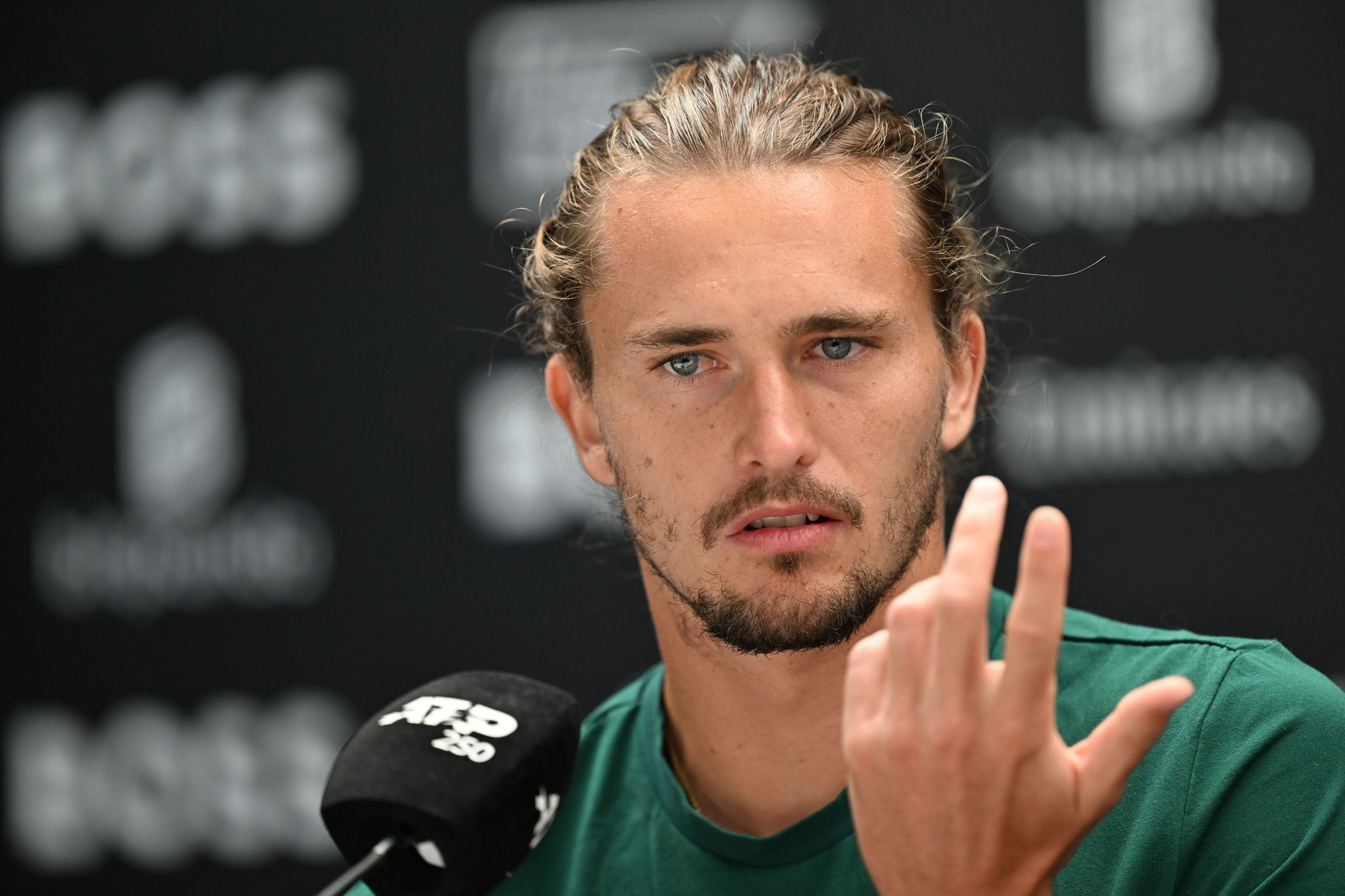 Zverev kontert Kritik von Becker und Rittner Zverev kontert Kritik von Becker und Rittner