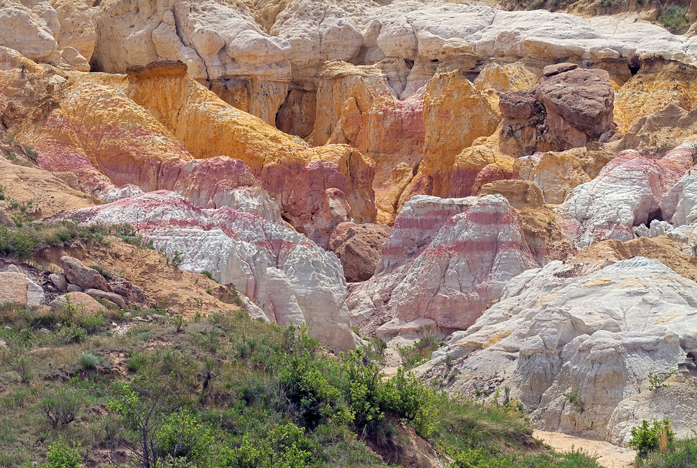 The Lesser-Known Colorado Hoodoos in Beautiful Pastel Pinks, Oranges ...