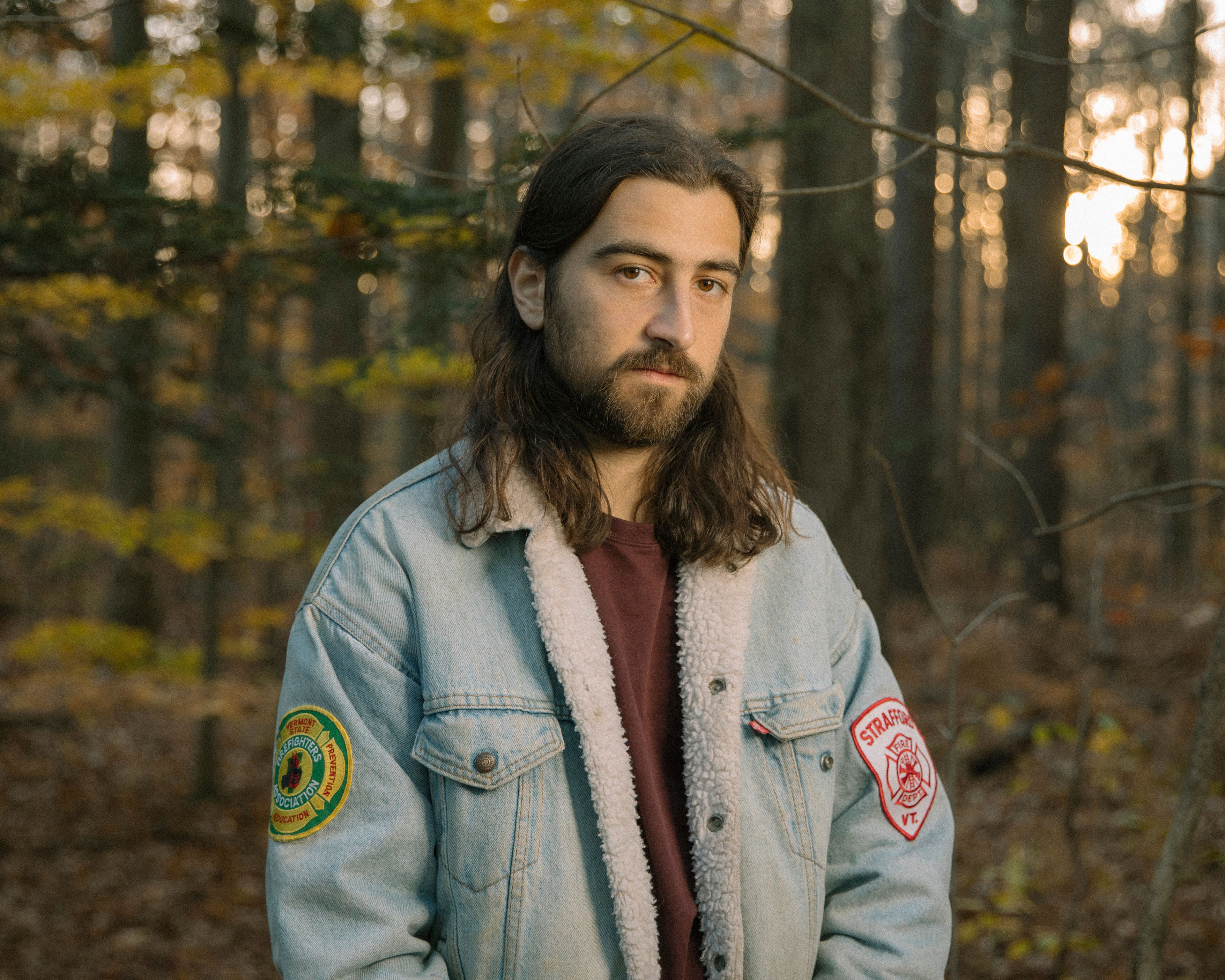 Review: Noah Kahan helps salvage rain-soaked Redwest with lively final set