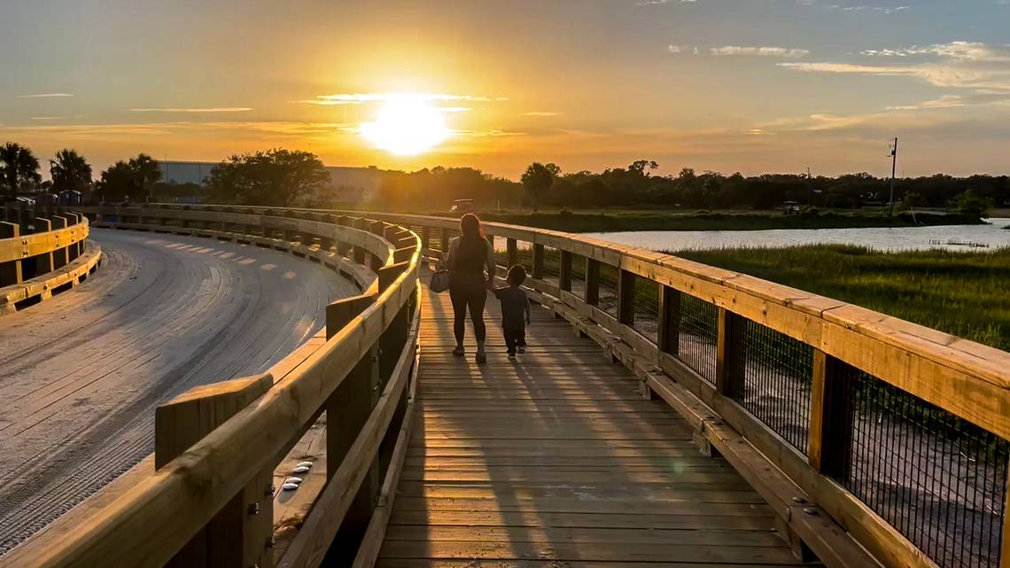 It's open! $1.5M bridge gives drivers and walkers new path to Port ...