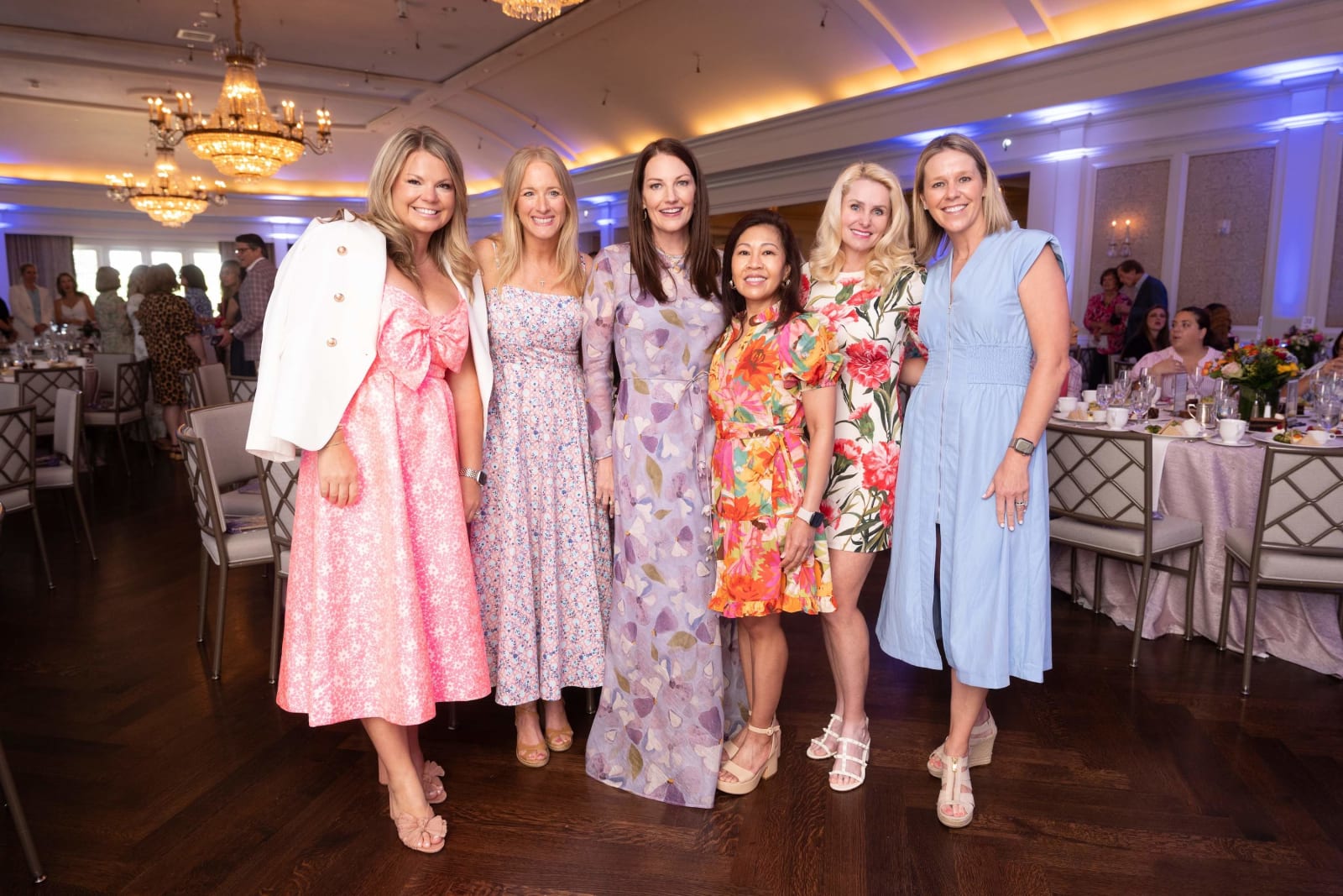 Houstonians brunch and give big at Star of Hope bingo benefit