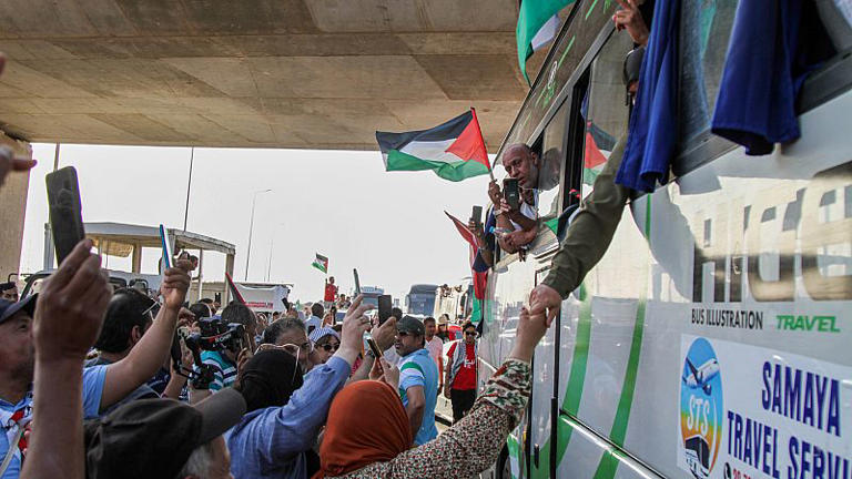 Land convoy leaves Tunisia for Gaza, in an effort to break Israel's siege