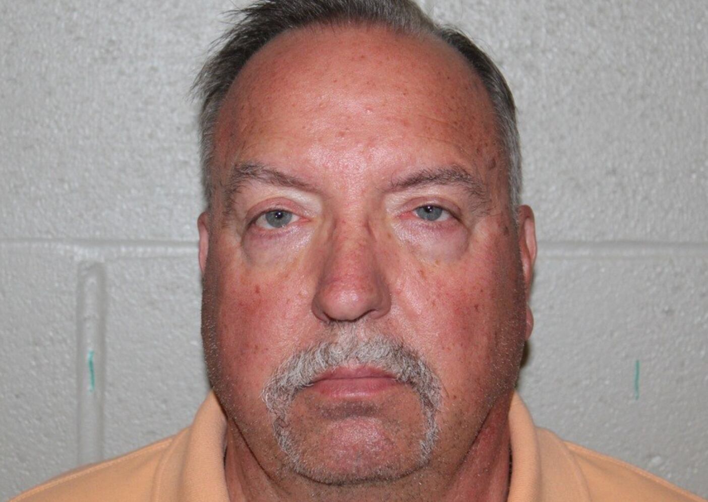 Benton County, Mo., treasurer still on job; community asking why