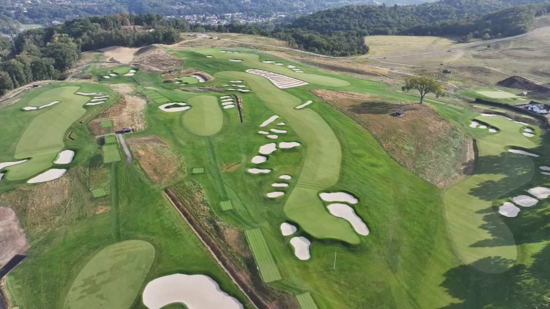 11 Investigates gets a behind the scenes look at U.S. Open at Oakmont ...