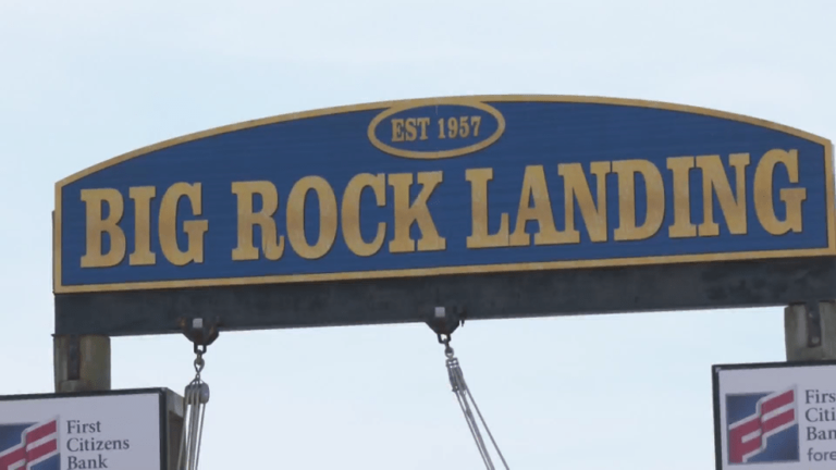 Big Rock blog: Every boat fishing on Day 4; “Bankwalker” leads