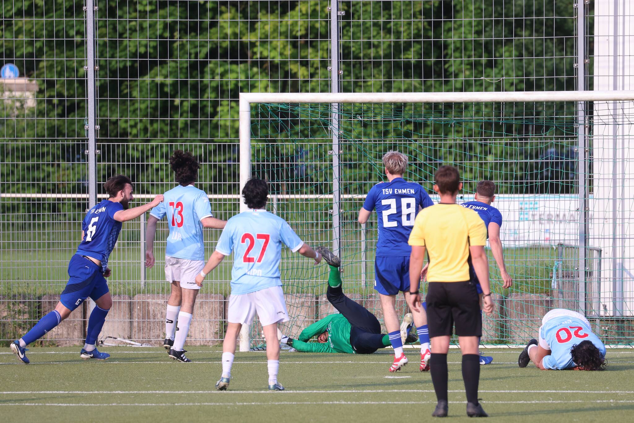 Bildergalerie: Lupo/Martini Wolfsburg II - TSV Ehmen