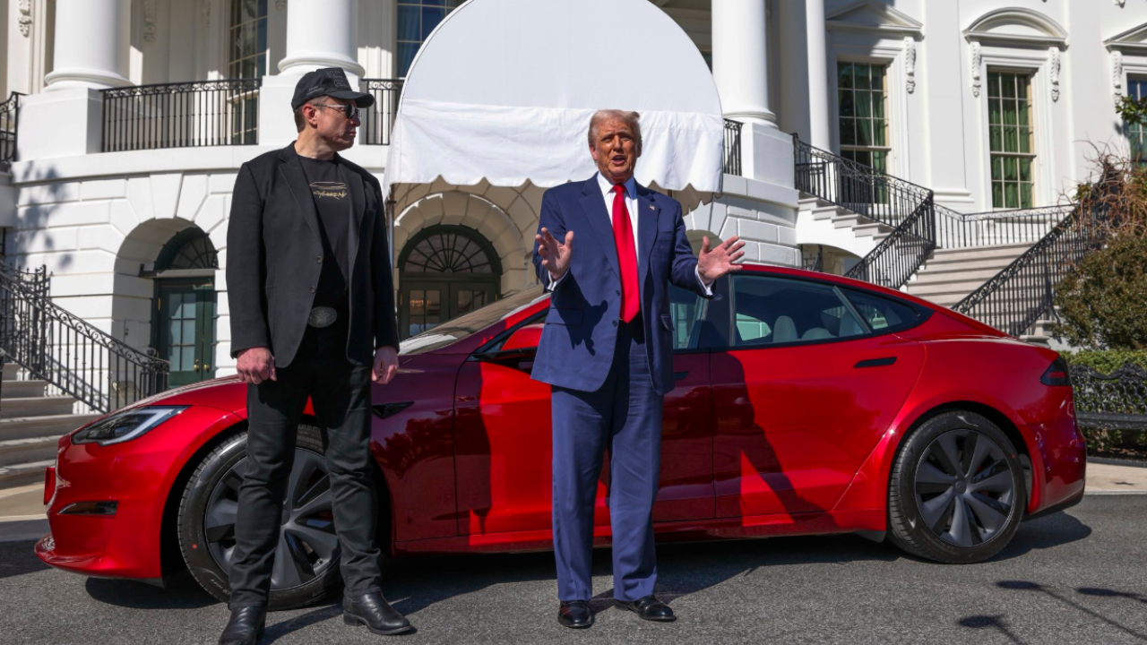 Did Trump Ban Tesla In The US After Feud With Musk? TRUTH Behind Viral ...