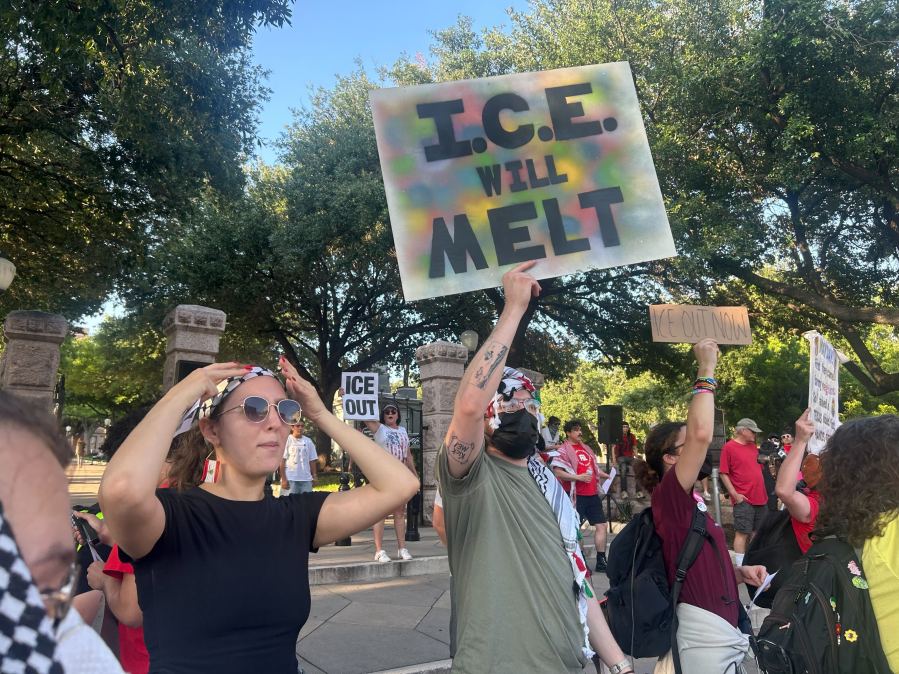 DPS assists in immigration operation in north Austin