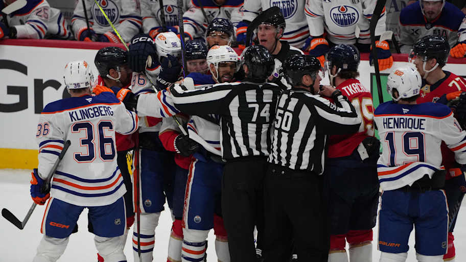 Panthers, Oilers Get Into Heated Scrum After Penalty-Filled First ...