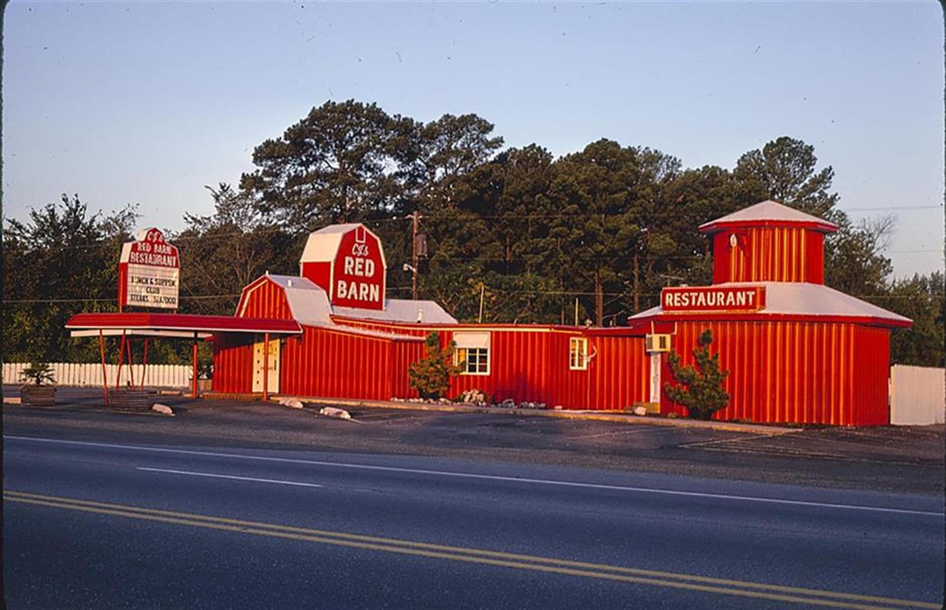 Red Barn and 27 other fast food chains we've lost forever