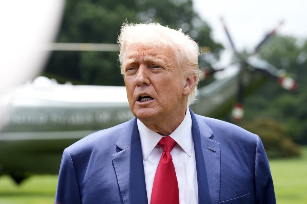 Trump orders Defense Department to send an additional 2,000 National ...