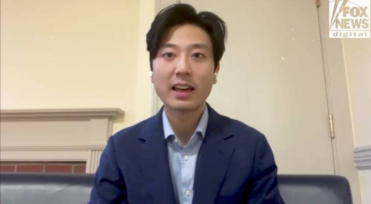 This Ivy League student sent a DOGE-style email to 3,805 employees as ...