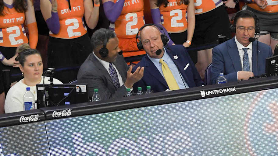 ESPN signs legendary broadcaster, 86, to contract extension