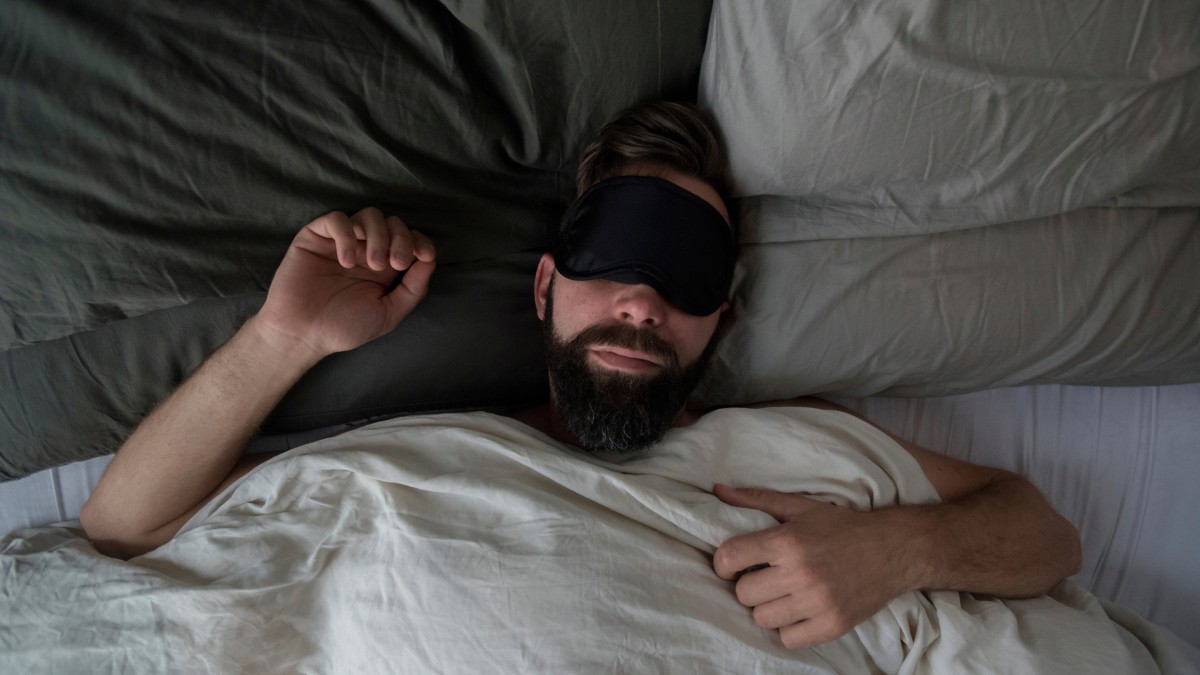 The 5 Bedtime Rules Sleep Scientists Swear By for Better Rest
