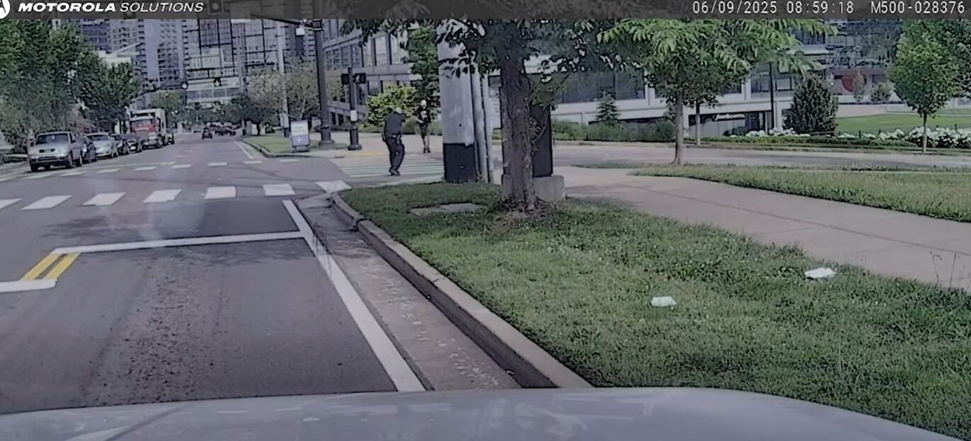 ‘Drop the gun, drop the gun,’ Nashville officer shouts at armed man ...
