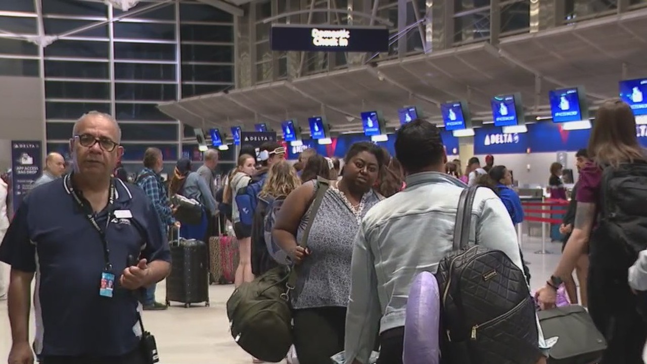 Trump travel ban now in effect for 12 countries