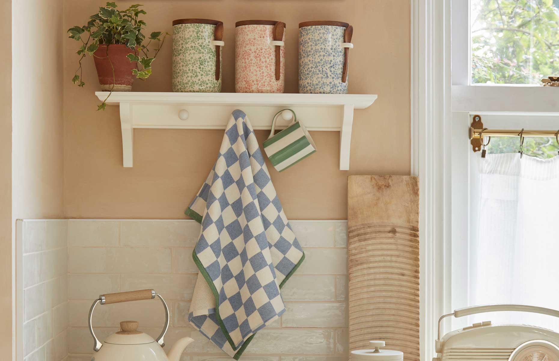 34 genius space-saving tips for tiny kitchens