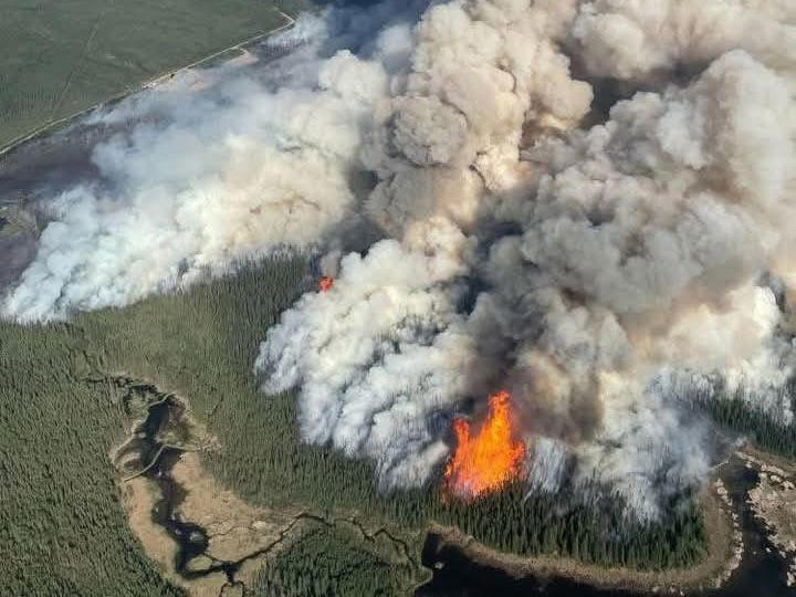 Wildfire updates: Evacuation order issued for Blueberry Mountain area ...