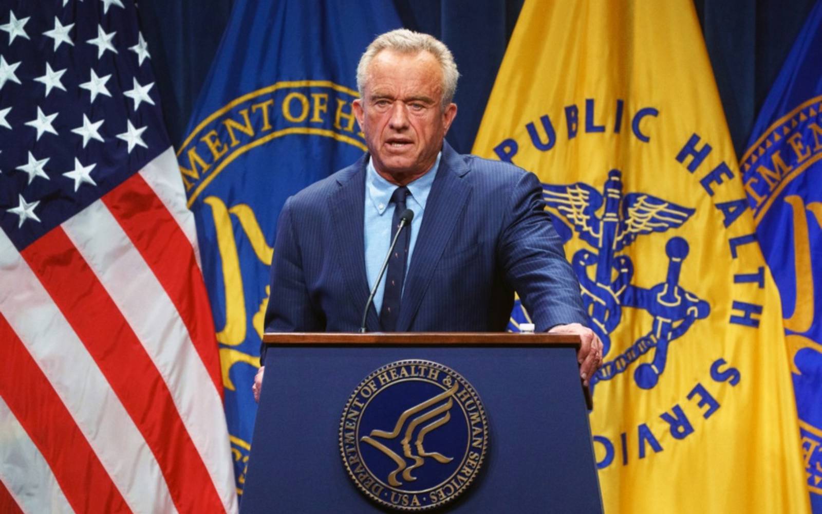 US health secretary dismisses entire vaccine advisory panel