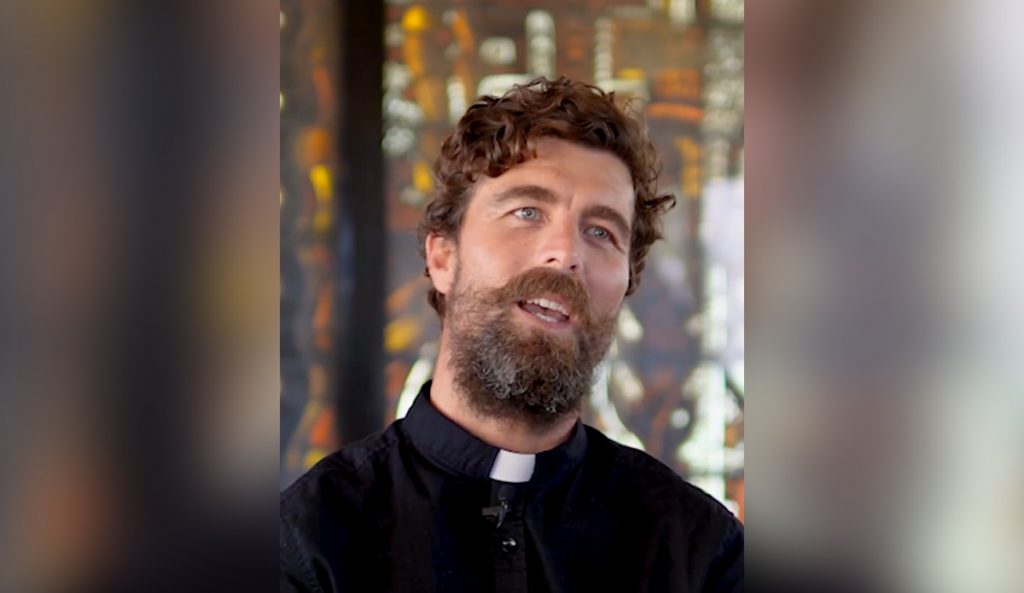 Australian Surfing Priest Rescues Swimmers From Rip Current