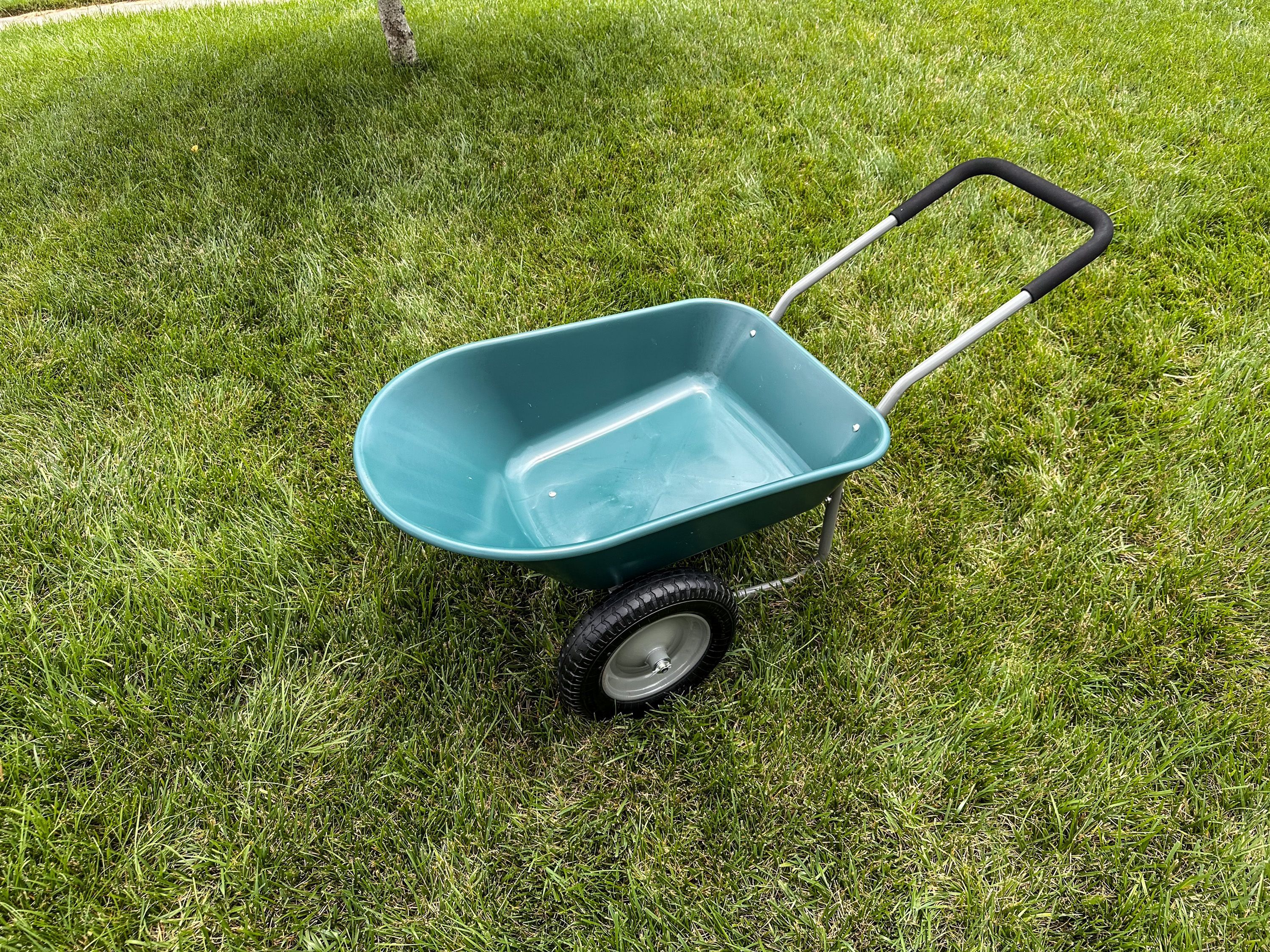 I Tested Several Wheelbarrows and This Old-School Model Was My Favorite ...