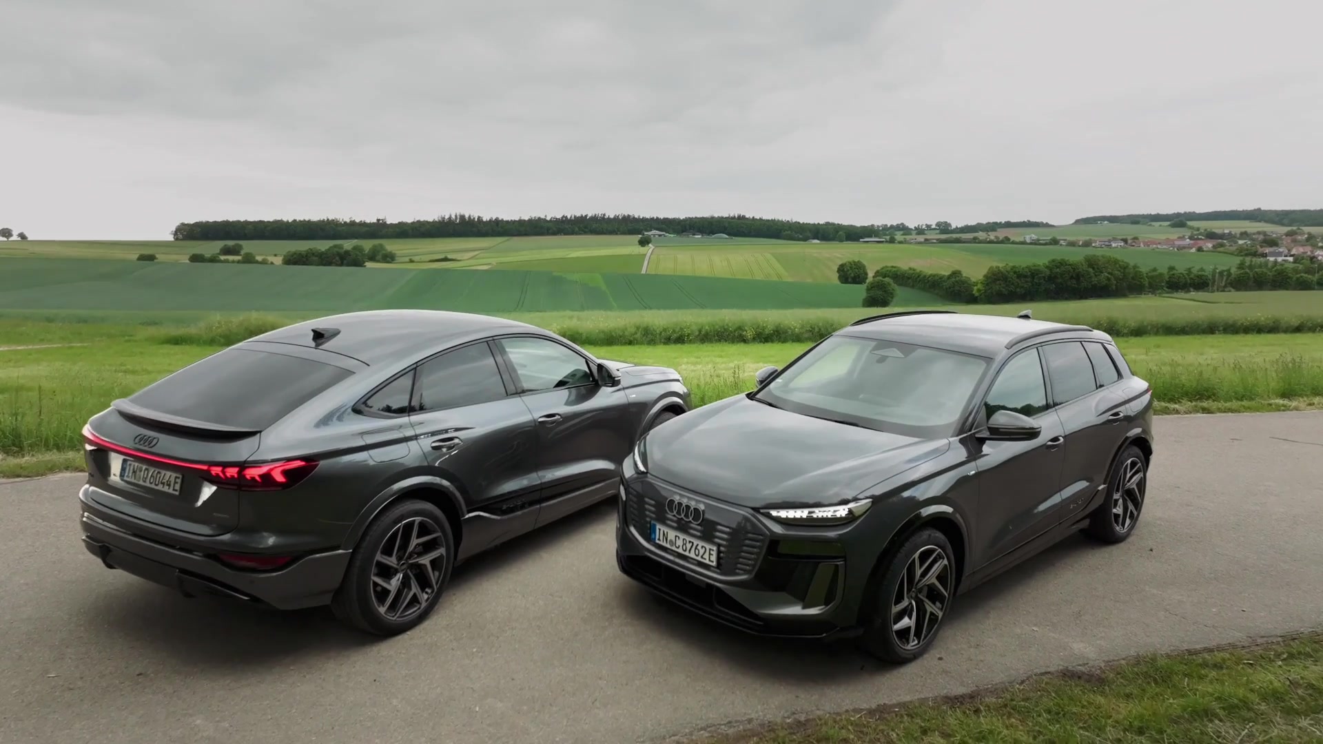 Audi Q6 Sportback e-tron Design in Daytona gray