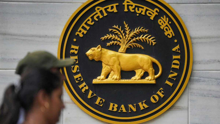 RBI Bans Pre-Payment Charges On Personal Loans From 2026; Details Inside