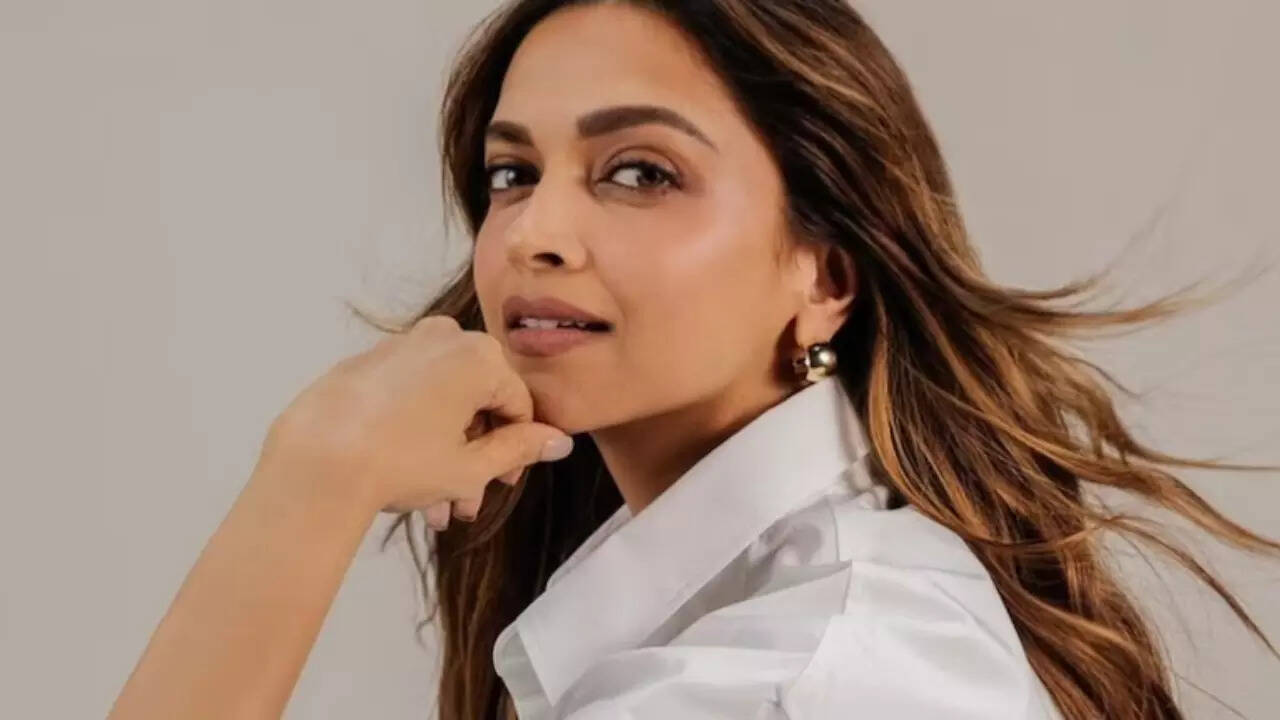 Deepika Padukone launches 75 badminton centers on her father’s 70th ...