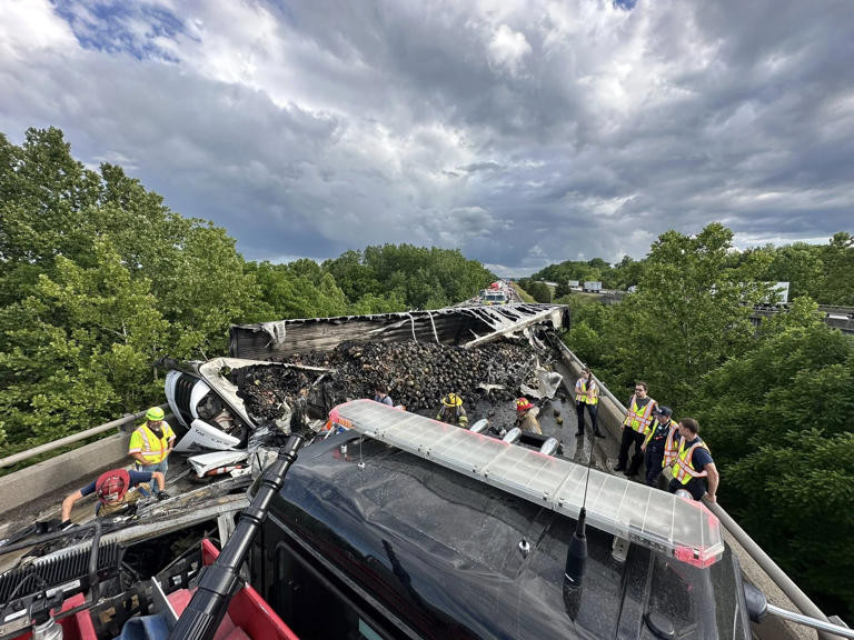 Bystanders rush to help during fiery weekend crash on I-81 near Verona