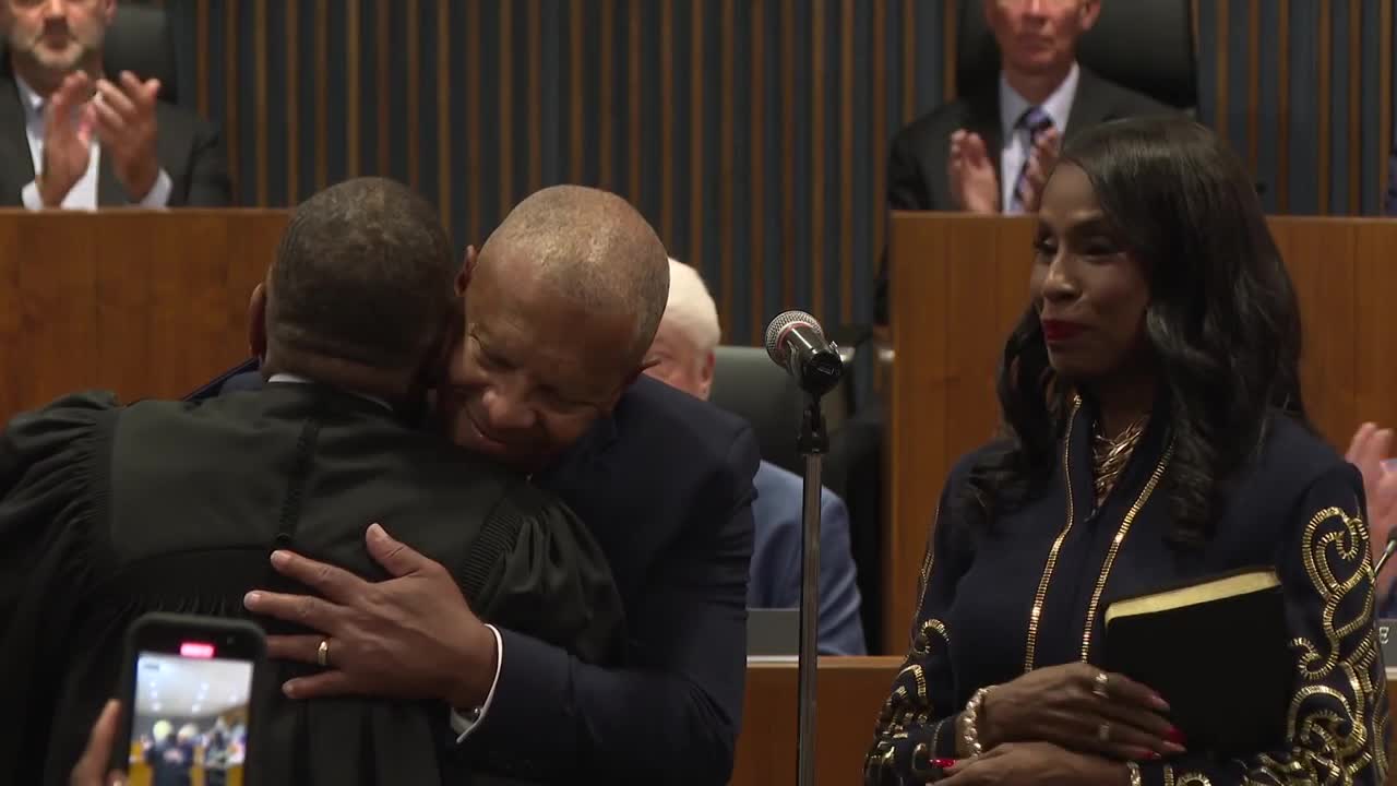 'One Omaha': John Ewing Jr. sworn in as Mayor of the City of Omaha