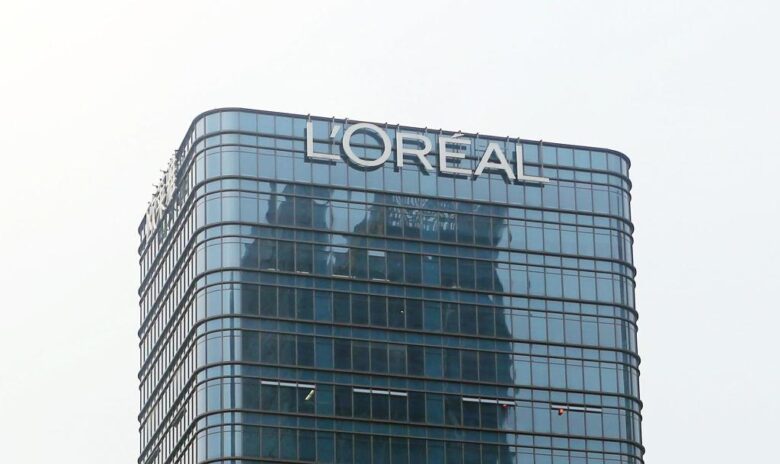 L’Oréal onderzoekt mogelijke investering in Giorgio Armani