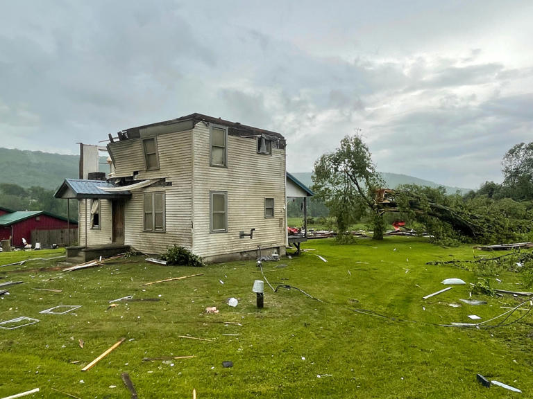 PHOTOS: Apparent tornado rips through parts of Great Valley in ...