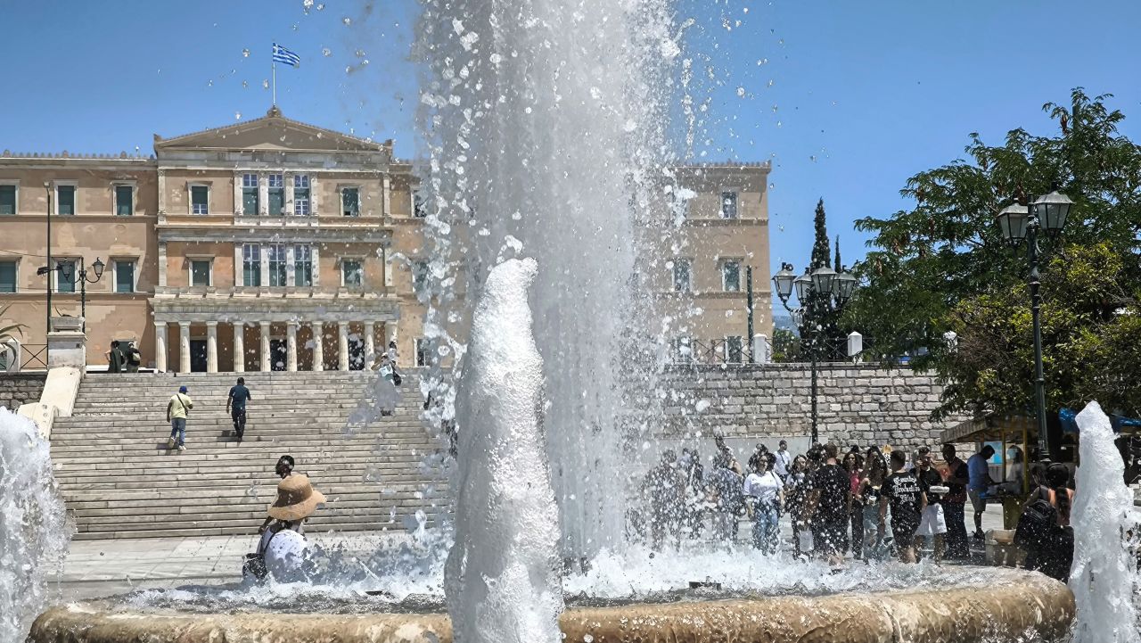 Ξεκίνησε ο καύσωνας, καμίνι όλη η χώρα – Πού θα φτάσει και τους 43 ...
