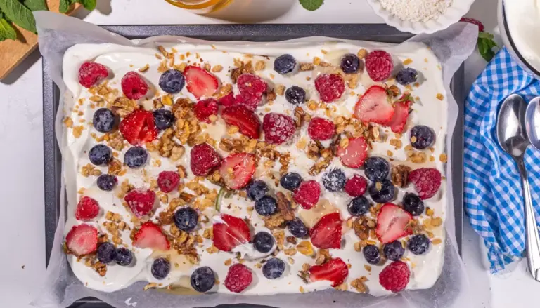 Frozen Yogurt Bark with Granola & Berries