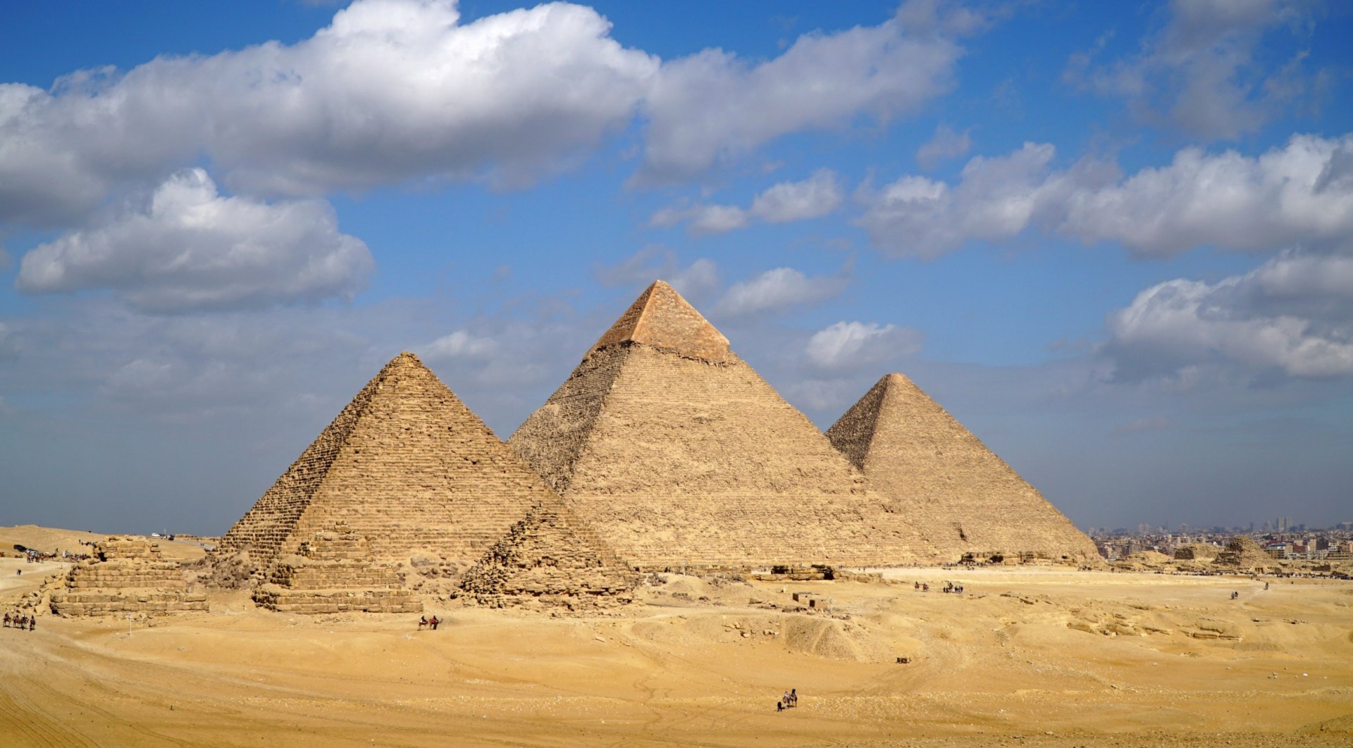 Second 'Secret City' Found Beneath Giza Pyramids?
