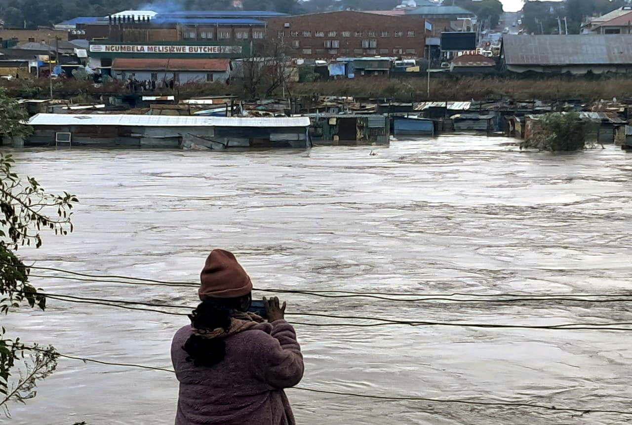 Brutal winter storm slams South Africa: Eastern Cape on high alert with ...