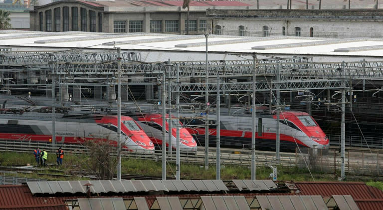 Linea storica Napoli - Salerno, sospesa la circolazione dei treni per lavori di manutenzione ...