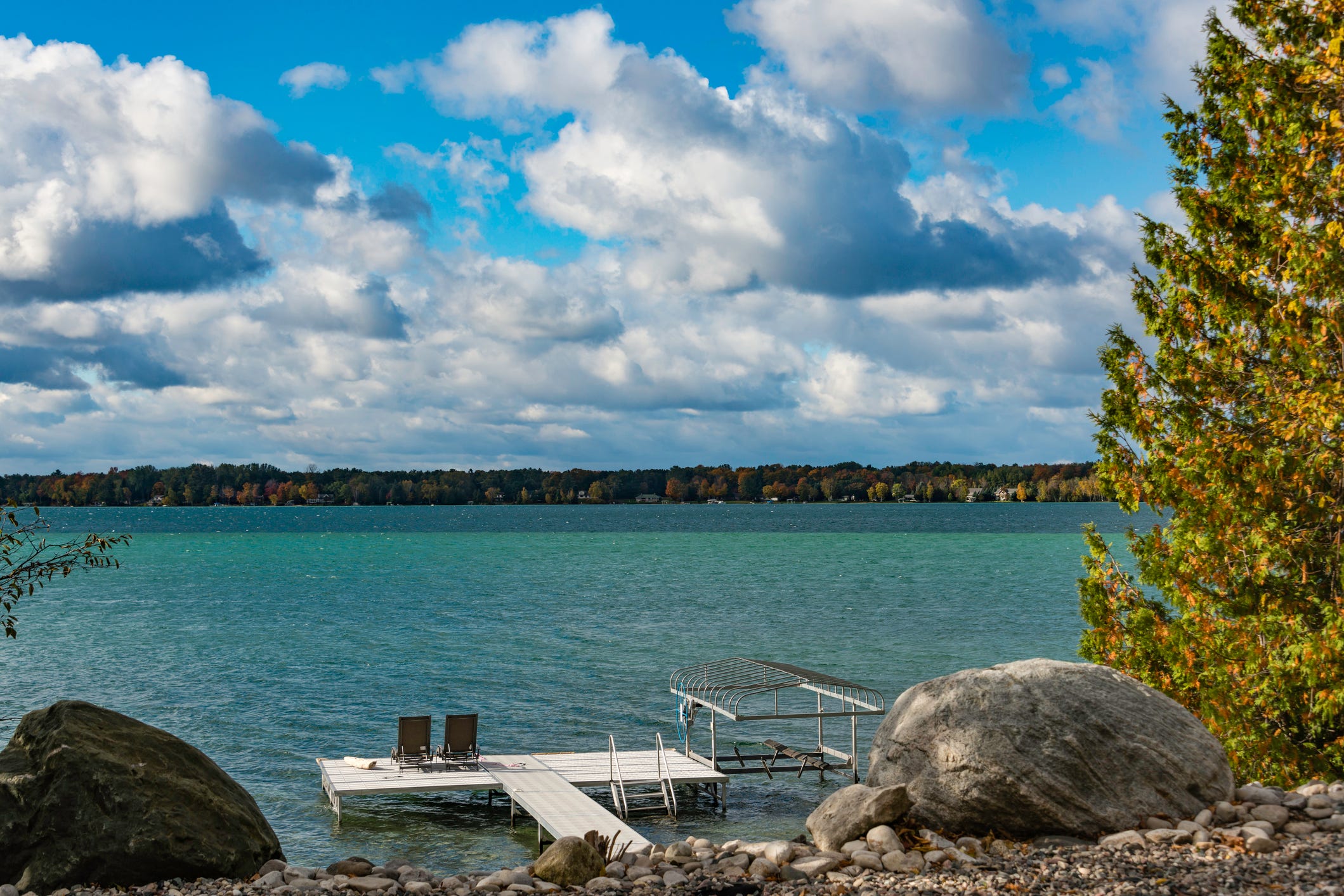 Michigan has thousands of inland lakes. These 10 are worth a visit