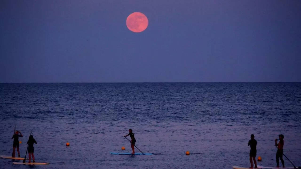 Strawberry Moon 2025: How to watch the spectacular June Full Moon, will ...