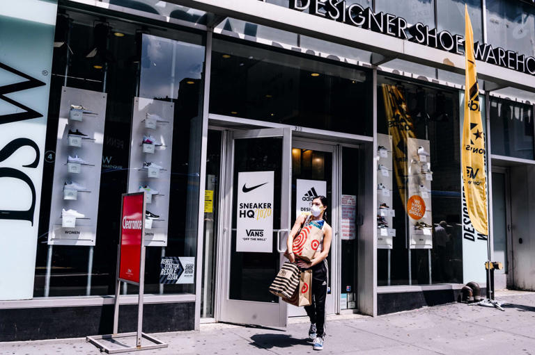 DSW Owner Notes Improving Sales Trends But Keeps Outlook on Hold