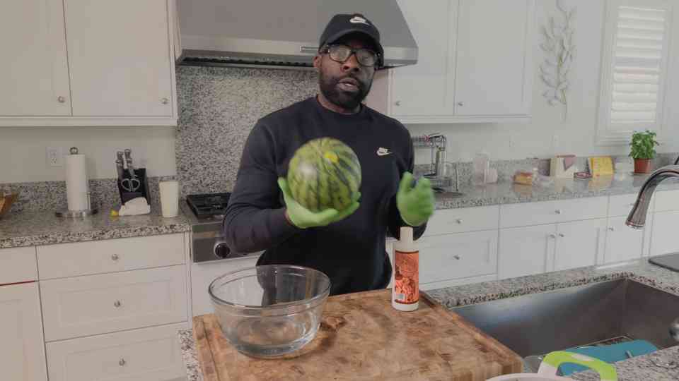 How to eat watermelon