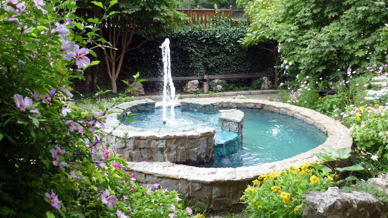 10 Fancy Yard Features That Are Ruining Home Value