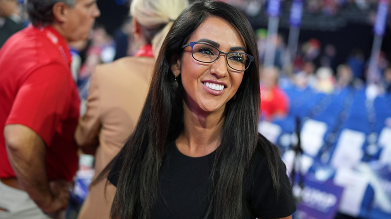 Lauren Boebert Makes Cheeky Statement In Skintight Jeans & Plunging Top