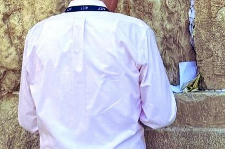 CNN's Scott Jennings announces he's stepping away from show to head on ...