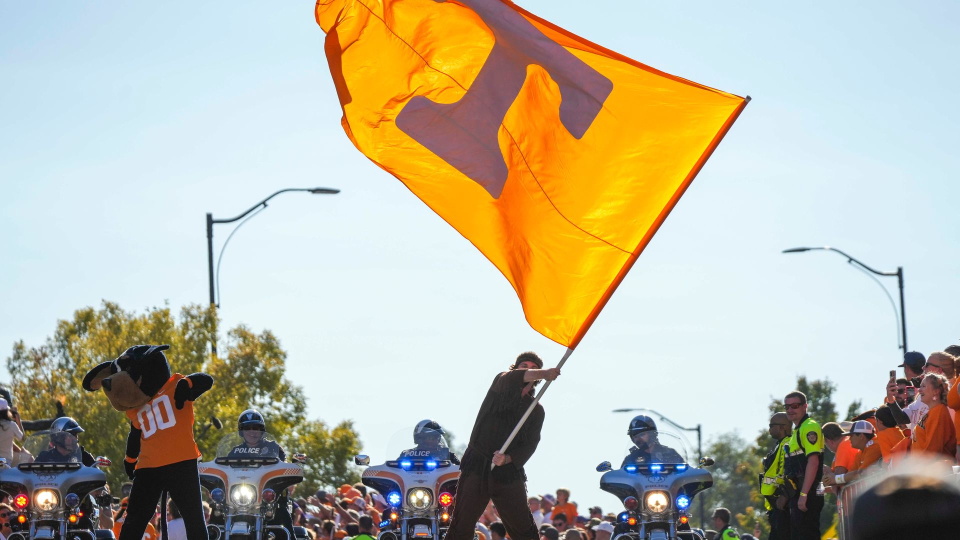 Tennessee ‘at the top’ for five-star OL Darius Gray