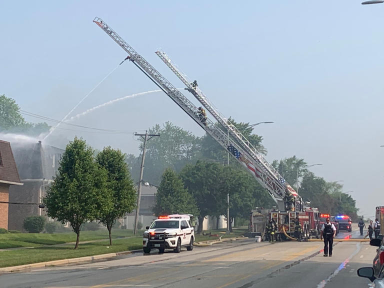 Huge Joliet Fire Consumes Twin Oaks Apartments Off Essington Road