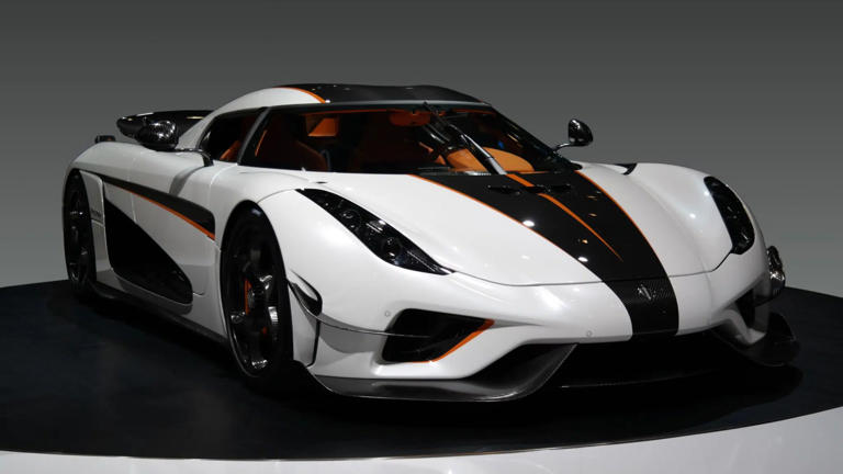 Koenigsegg Regera’s Futuristic Ghost Mode Transforms Hypercar with the ...