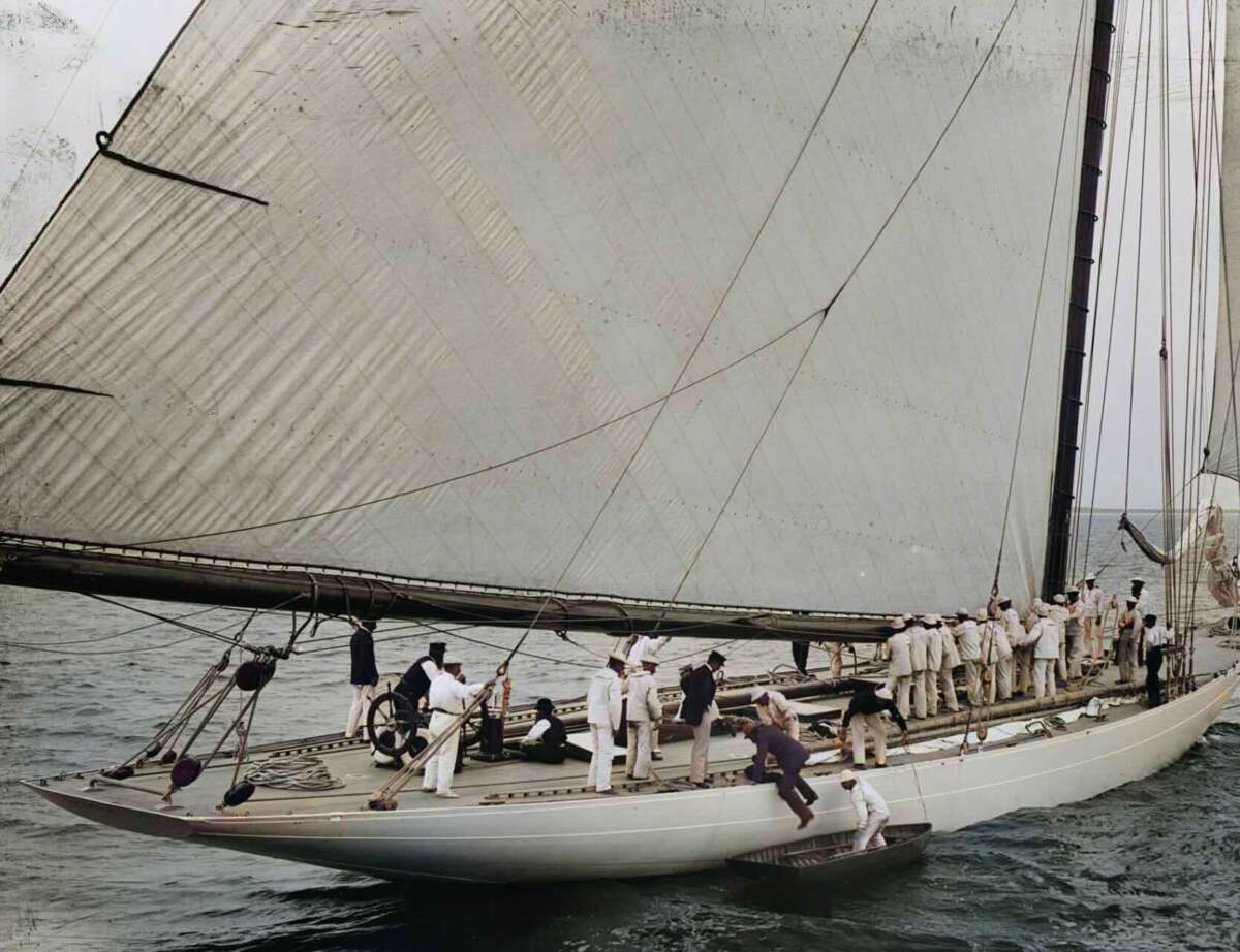25 Colorized Photos From The Mid-1890s