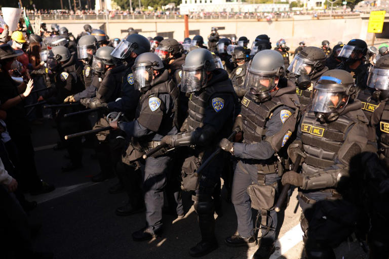 Fetterman rips ‘anarchy and true chaos’ in LA, warns Dems not to cede ...