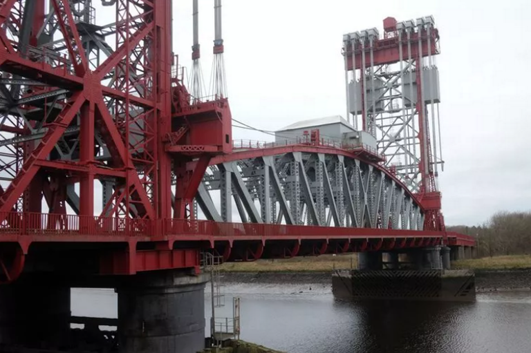 Newport Bridge in Middlesbrough closed due to ongoing police incident